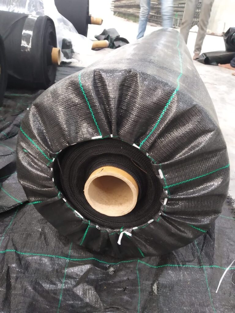 Weed Mat Manufacturer india | Siddhi Agritech 2 feet 3 feet